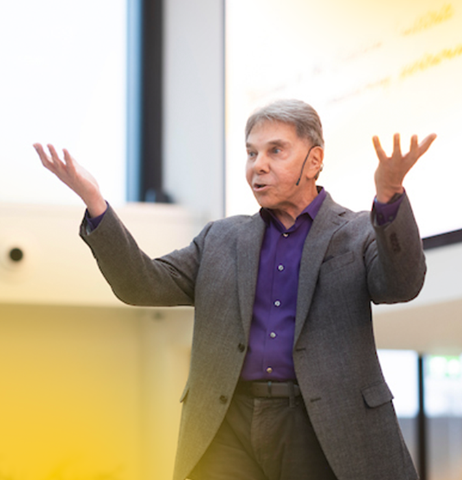 Subscribe to Dr. Cialdini's newsletter for ethical influence tips